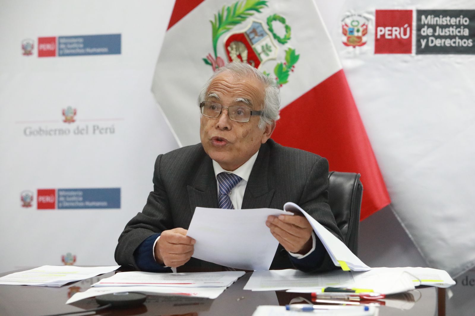 Aníbal Torres explicó la comunicación entre jefa del INPE y Elena ...