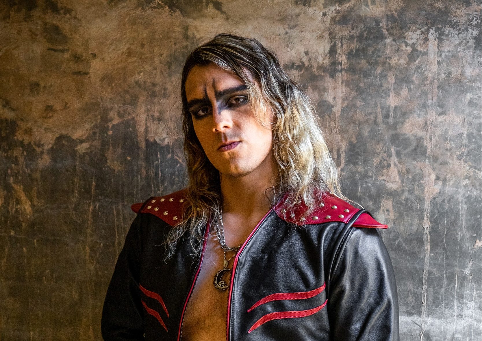 Sebastián Palma abre el mercado para el heavy metal con un toque ...