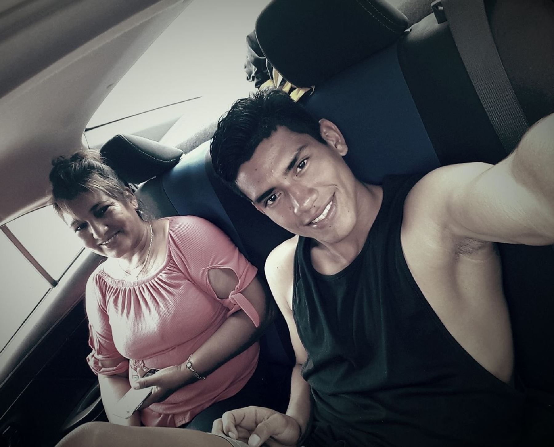 Madre del 'El Tunche' Rivera orgullosa por logros de su hijo - Diario La Noticia Perú