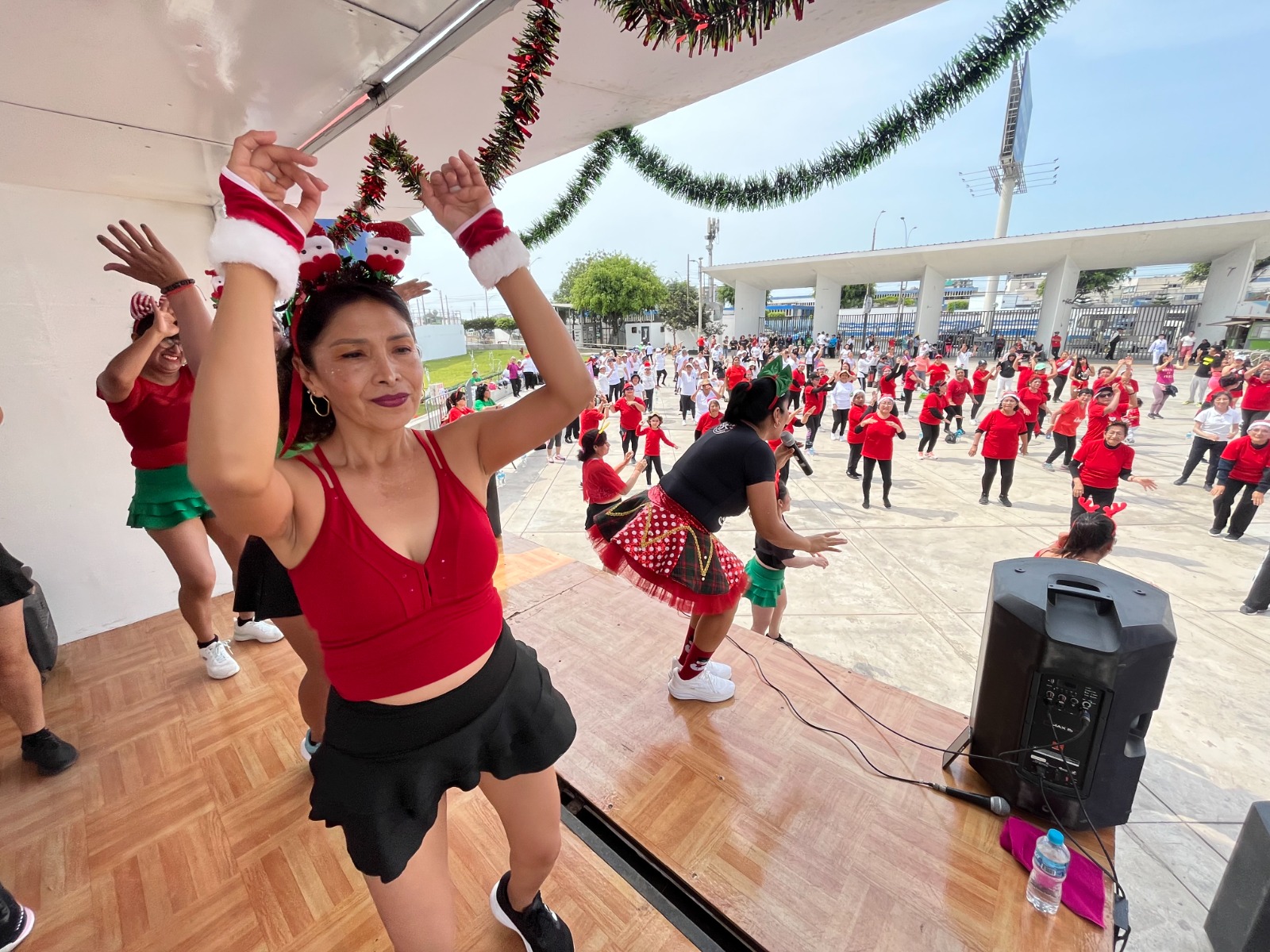 “Aerotón navideño” en el Callao - Diario La Noticia Perú
