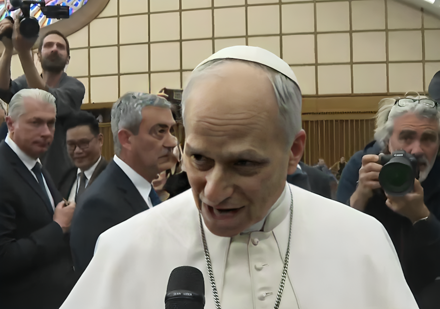 Papa León XIV insta a los medios peruanos a informar con verdad y ...