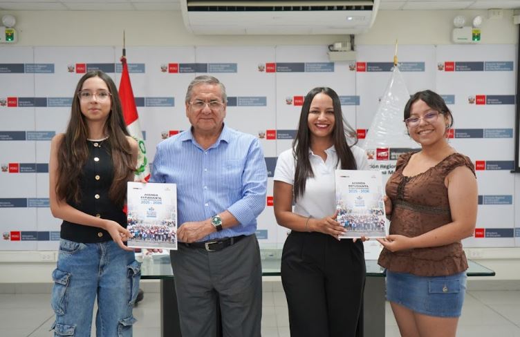 Líderes escolares presentan agenda estudiantil 2025-2026 ante UNESCO ...